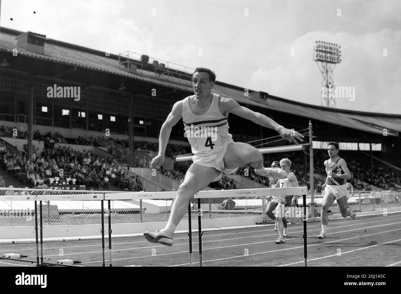 Cooper material hi-res stock photography and images - Alamy