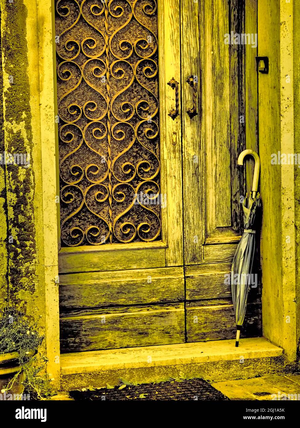 Italy, Chiusure. Infrared image of old door in typical buildings in the ...