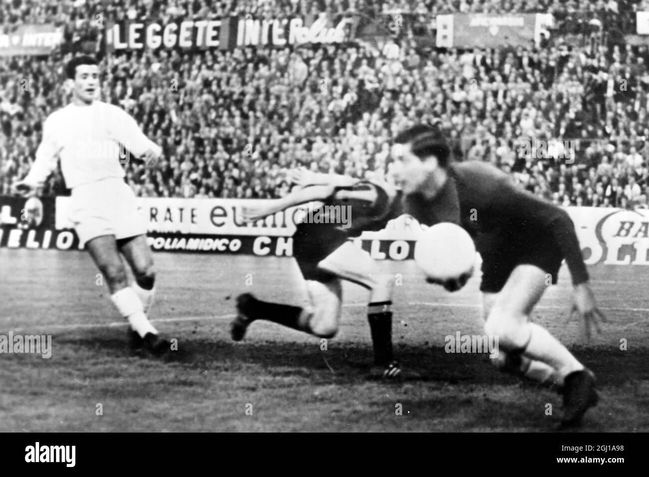 INTER MILAN V REAL MADRID - EUROPEAN CUP OF LEAGUE CHAMPIONS FINAL ...