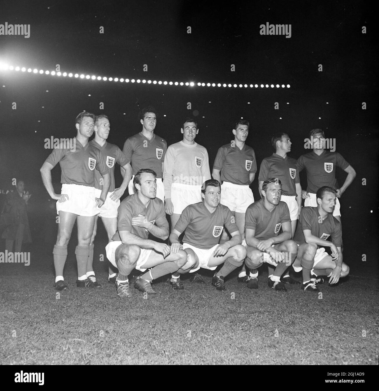 FOOTBALL ENGLAND TEAM POSE BEFORE MATCH V ARGENTINA IN RIO DE JANEIRO ...