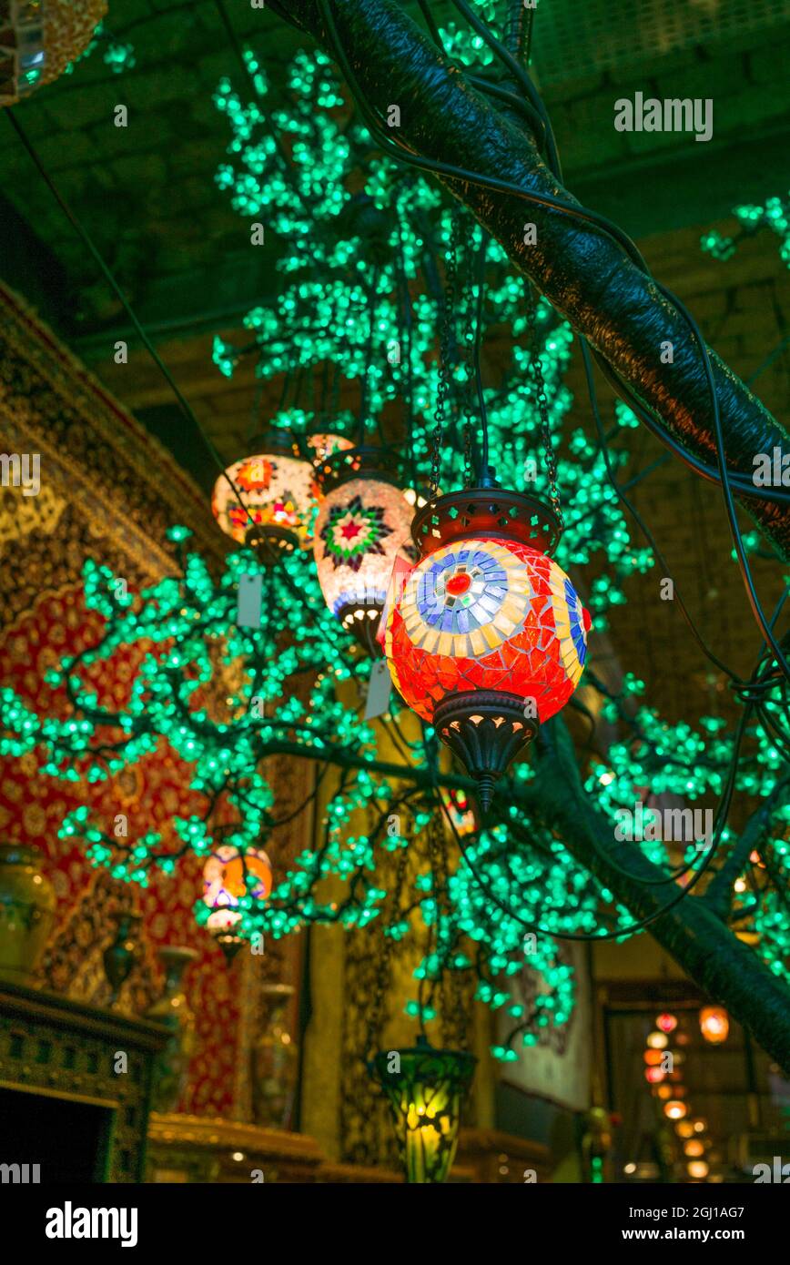 Middle eastern themed lamps and lights hi-res stock photography and ...