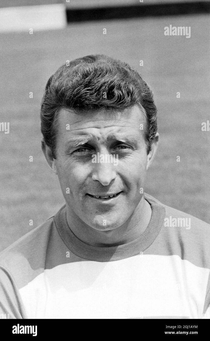 Queens diary hi-res stock photography and images - Alamy