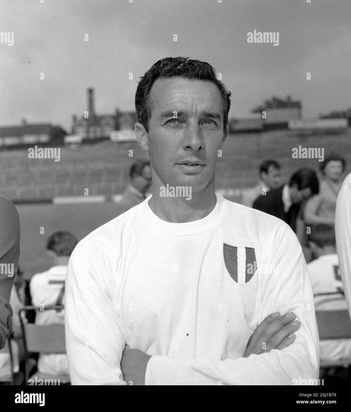 RONALD ALLEN - PORTRAIT OF FOOTBALLER OF CRYSTAL PALACE FC FOOTBALL ...