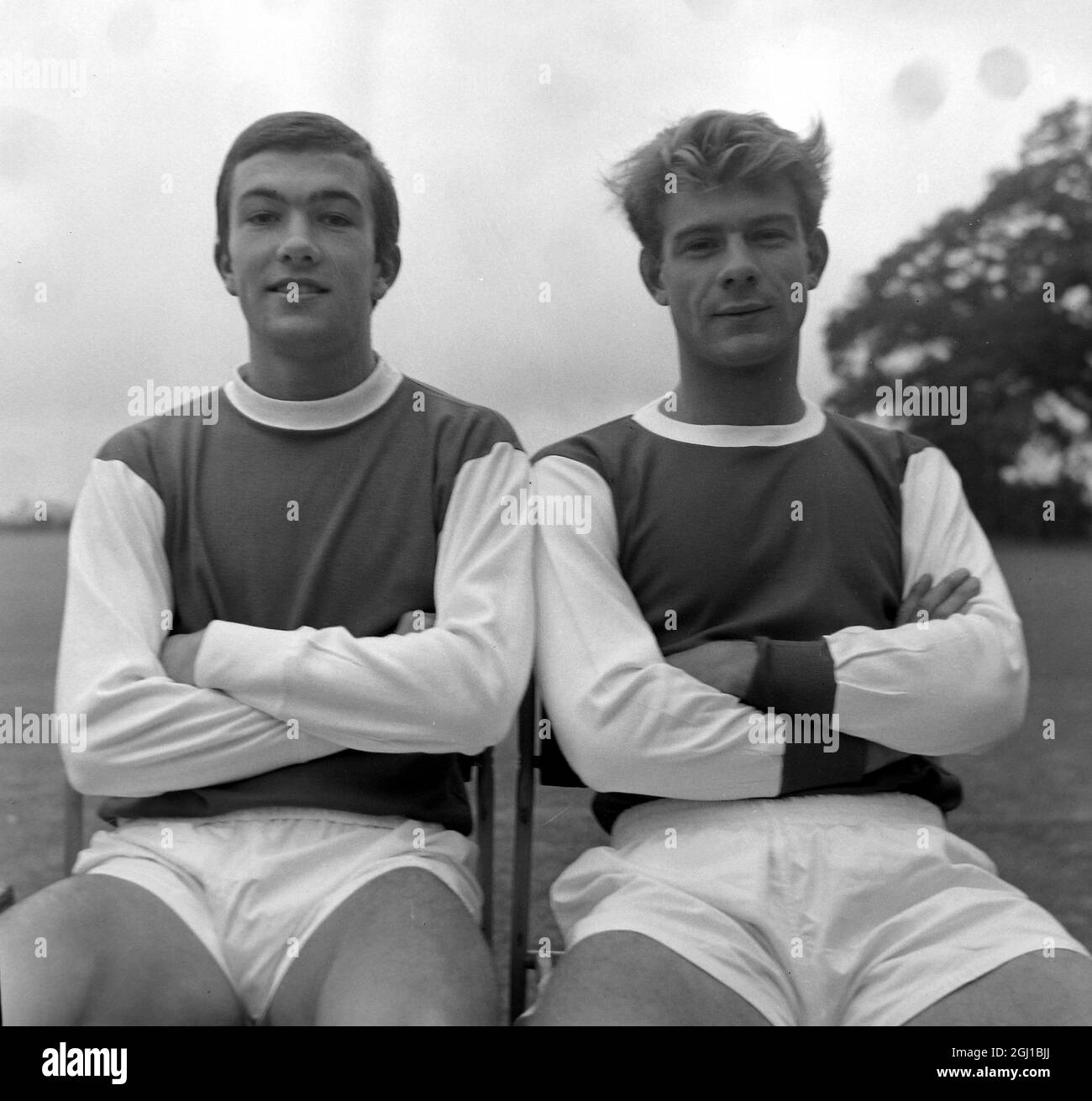 JON SAMMELS & GORDON FERRY - PORTRAIT OF FOOTBALLERS OF ARSENAL FC ...
