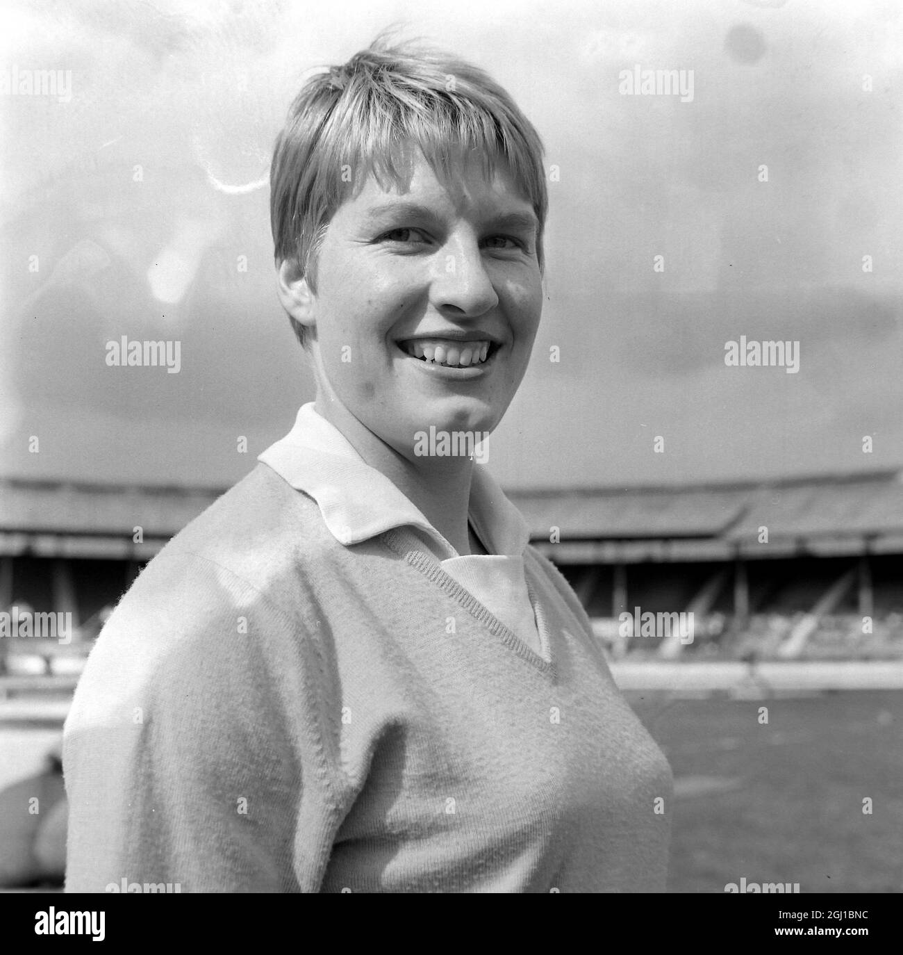 60 m hurdles hi-res stock photography and images - Alamy