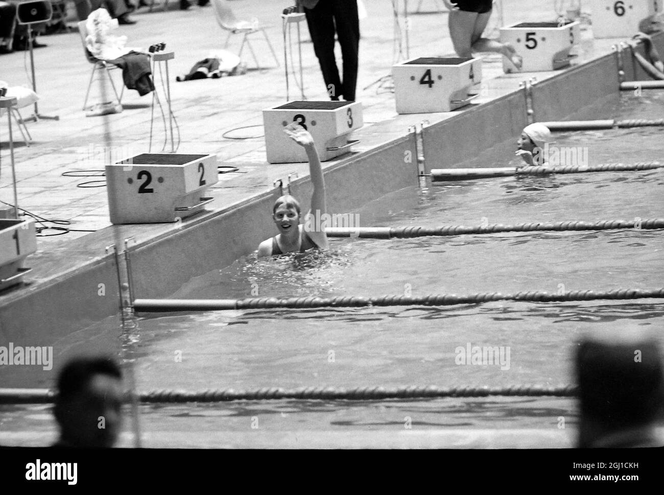 1964 olympics swimming hi-res stock photography and images - Alamy