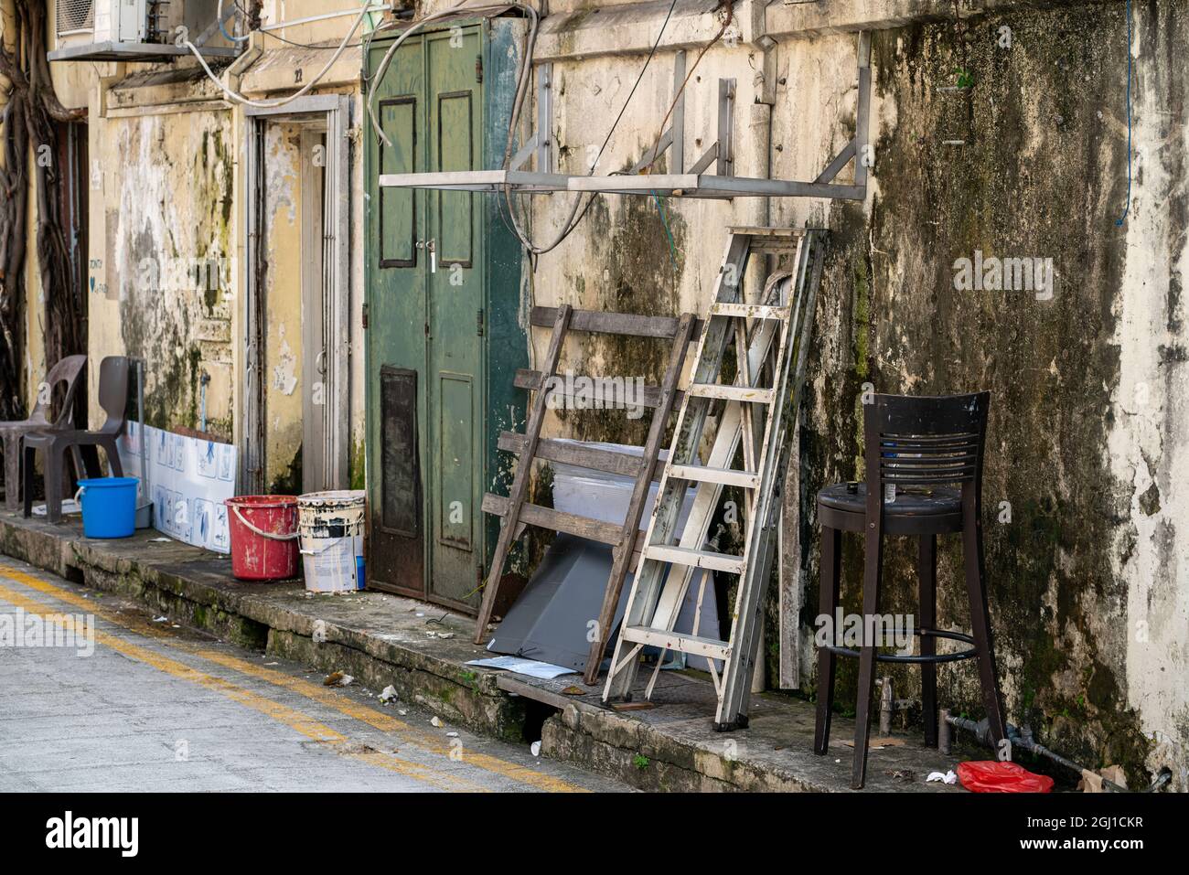 Singapore backlane hi-res stock photography and images - Alamy