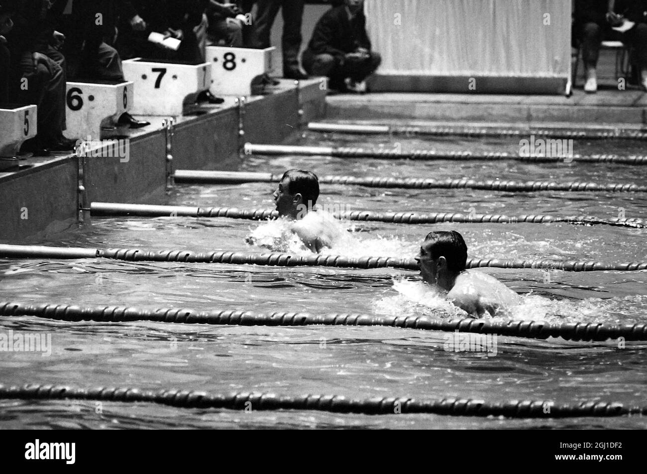 1964 olympics swimming hi-res stock photography and images - Alamy