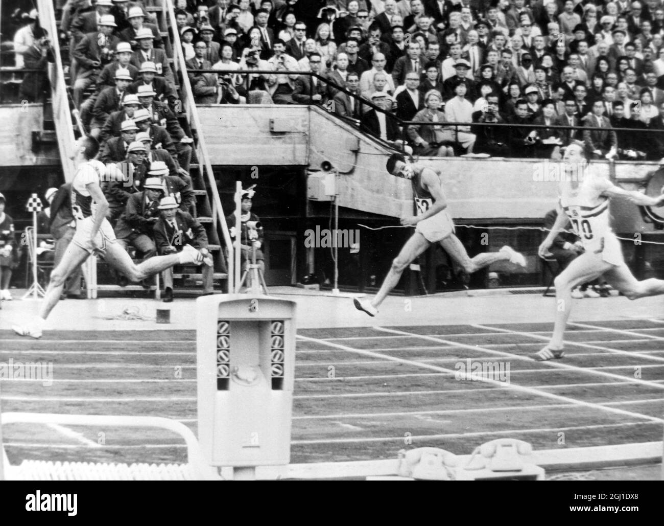 400m hurdles Black and White Stock Photos & Images - Alamy