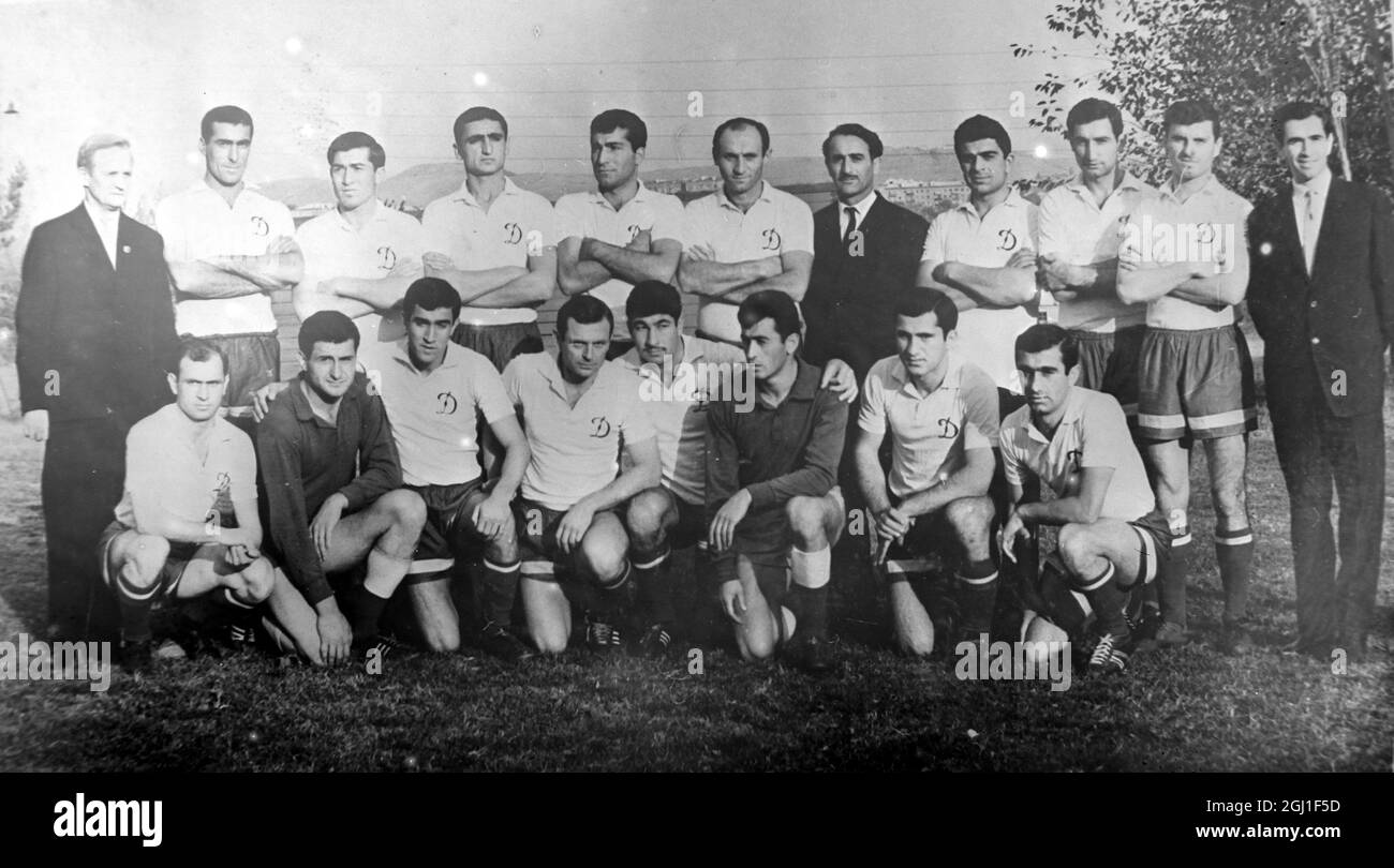 Soviet football team hi-res stock photography and images - Alamy