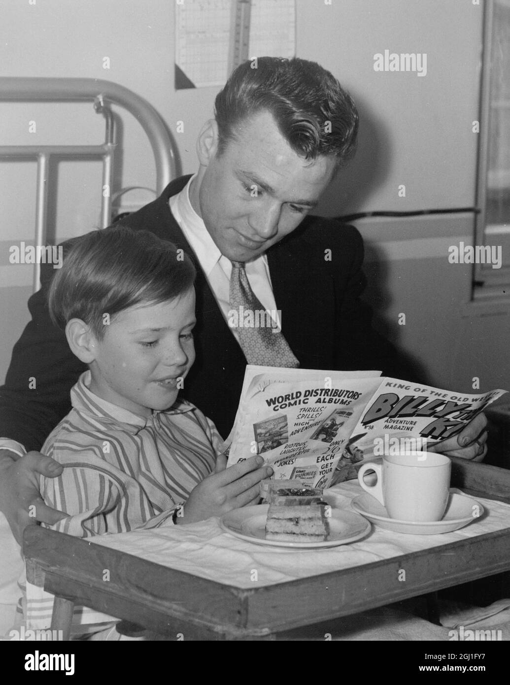 British lightweight boxer dave charnley hi-res stock photography and ...