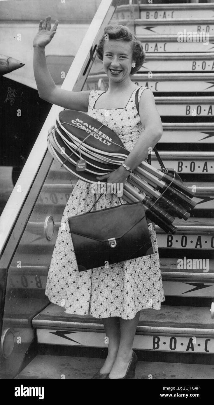 Wimbledon championships 1954 hi-res stock photography and images - Alamy