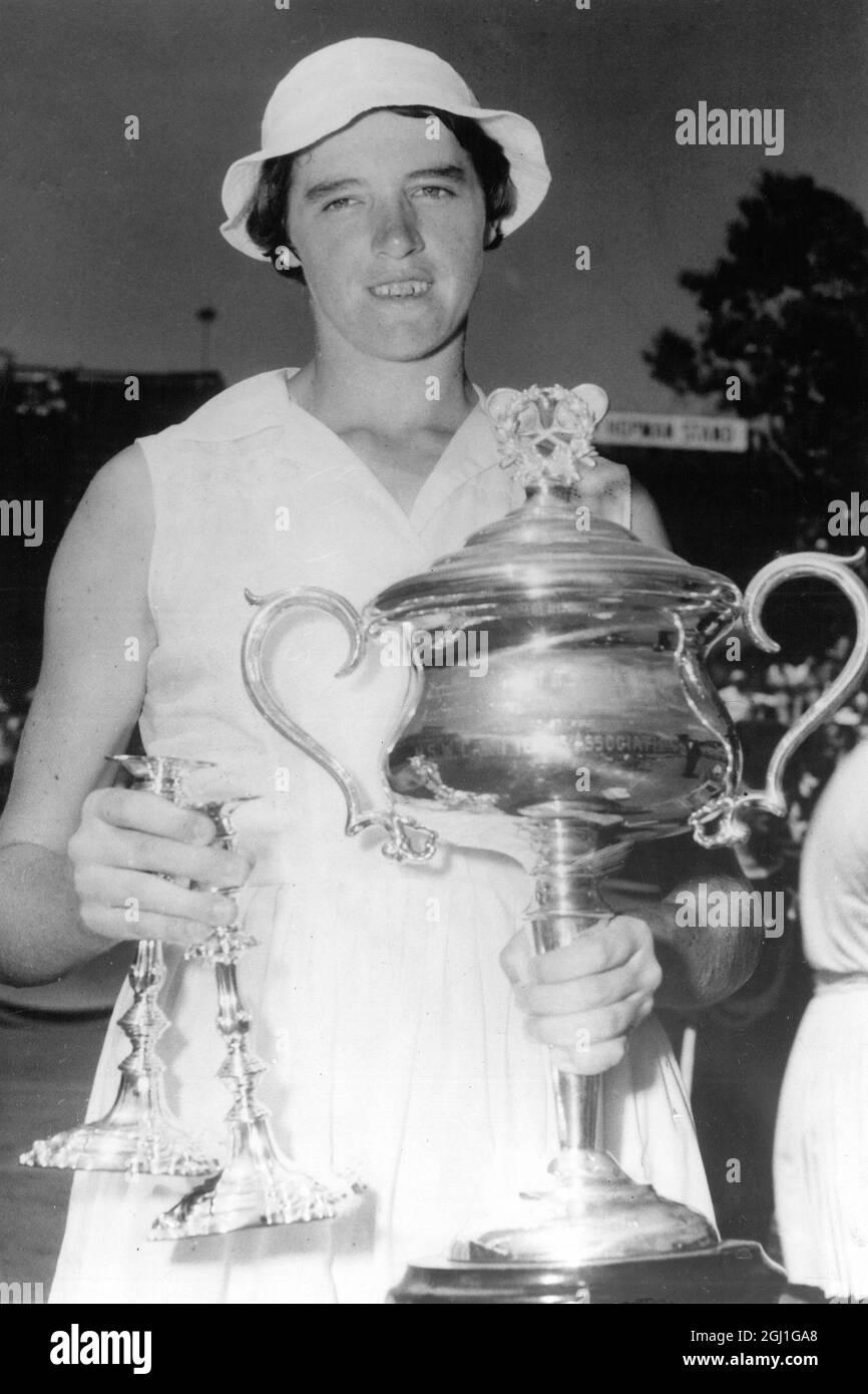 Tennis crowd australia Black and White Stock Photos & Images - Alamy