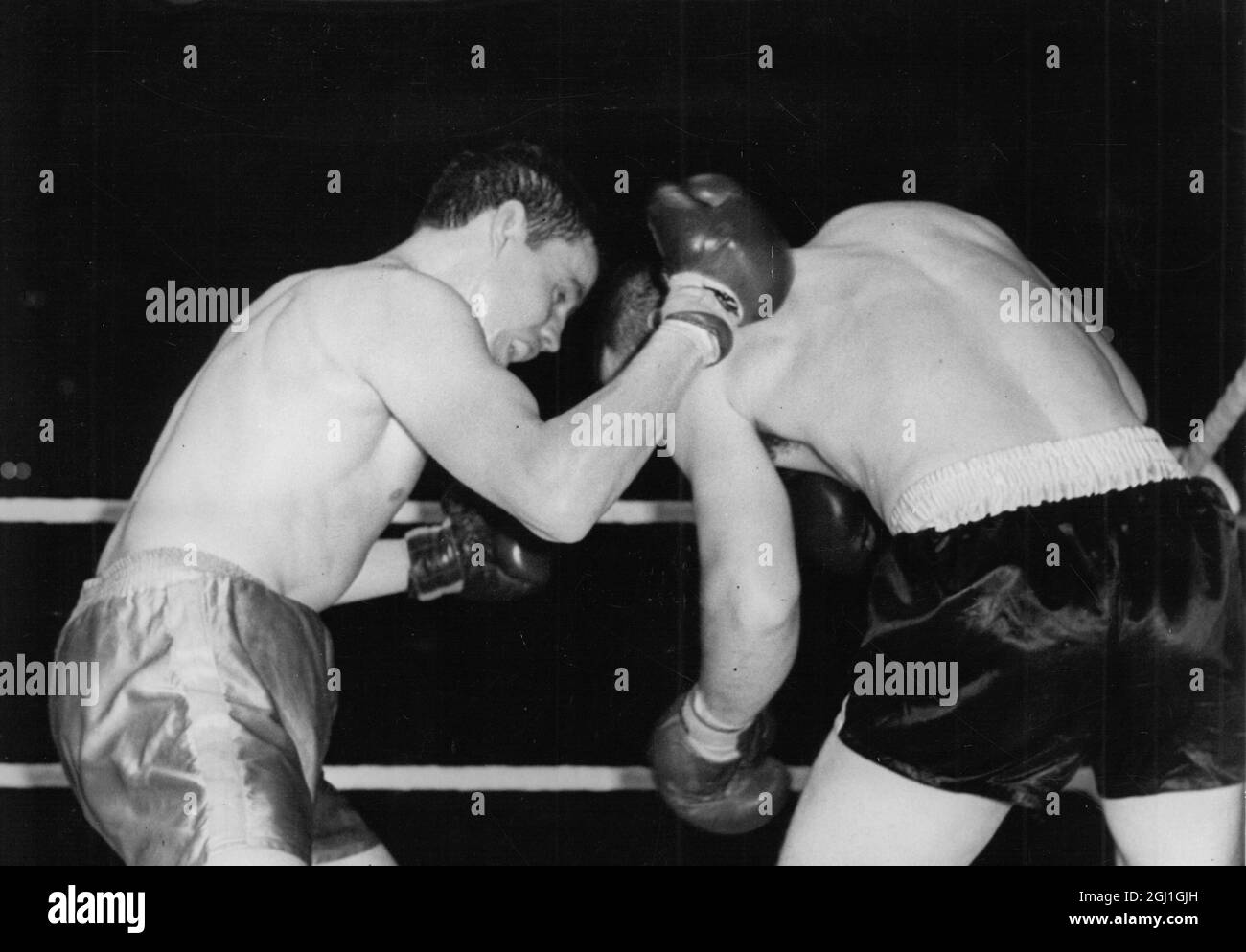 Terry downes boxing Black and White Stock Photos & Images - Alamy