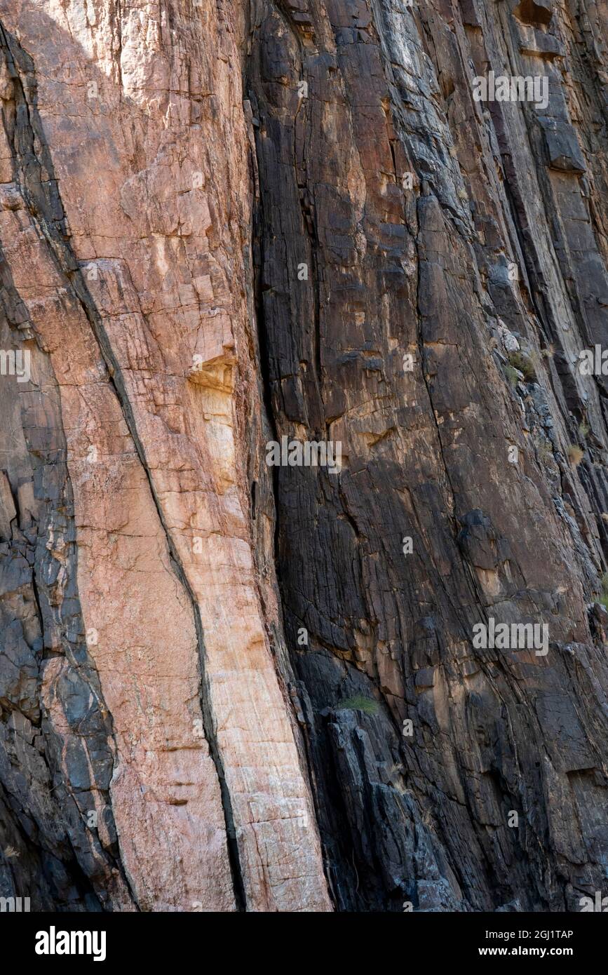 Granite intrusion hi-res stock photography and images - Alamy