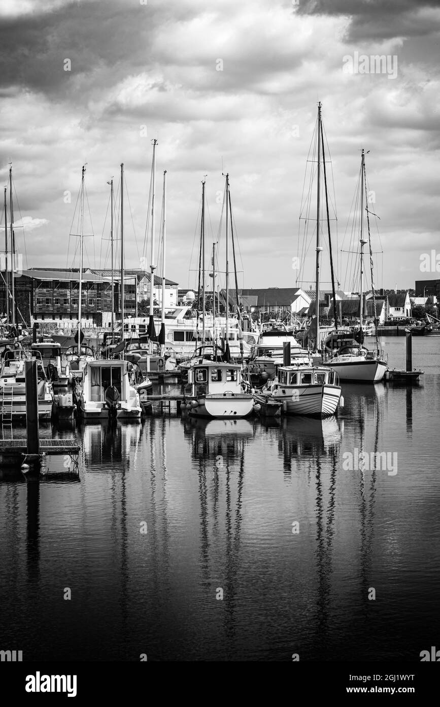 British harbour yachts Black and White Stock Photos & Images - Alamy