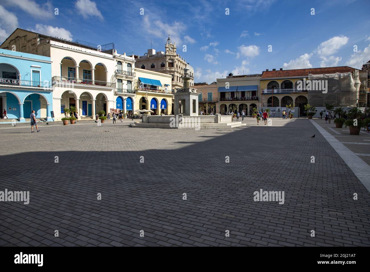 HAVANA, CUBA - Feb 07, 2020: A shot of the Old square in Old Havana ...