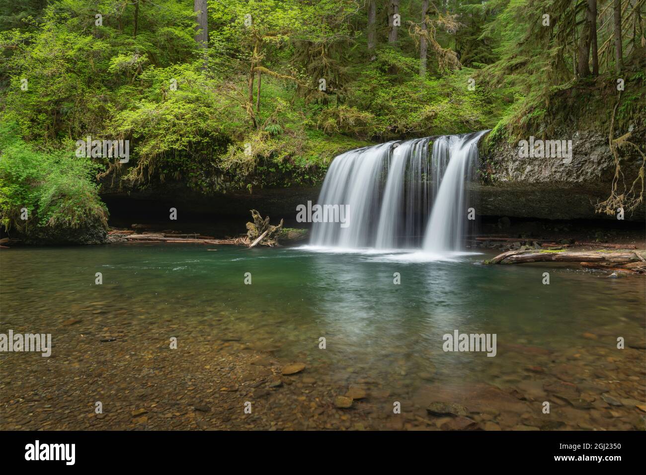 Butte falls hi-res stock photography and images - Alamy