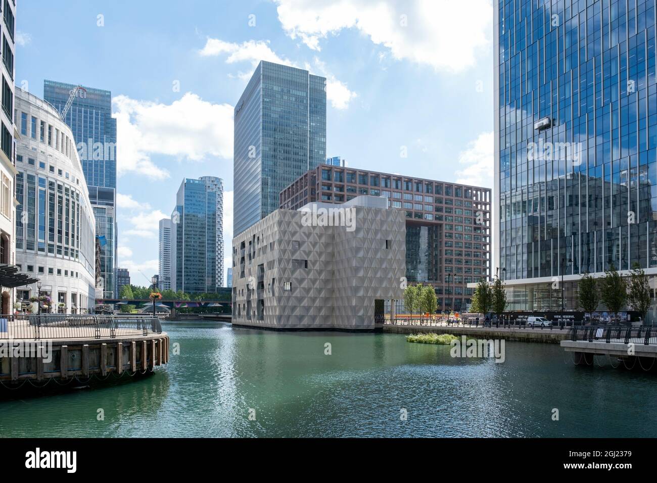 LONDON, UNITED KINGDOM - Aug 11, 2021: The buildings around Middle Dock ...