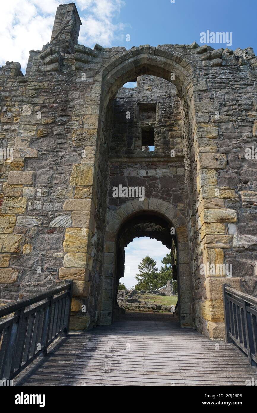 1200s castle hi-res stock photography and images - Alamy