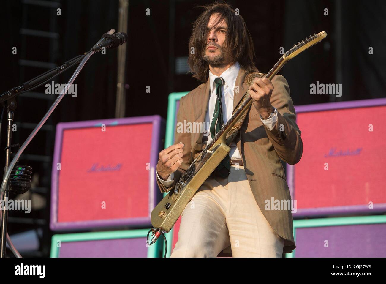 AUGUST 27 - SAN FRANCISCO,CA: Brian Bell of Weezer performs at Oracle ...