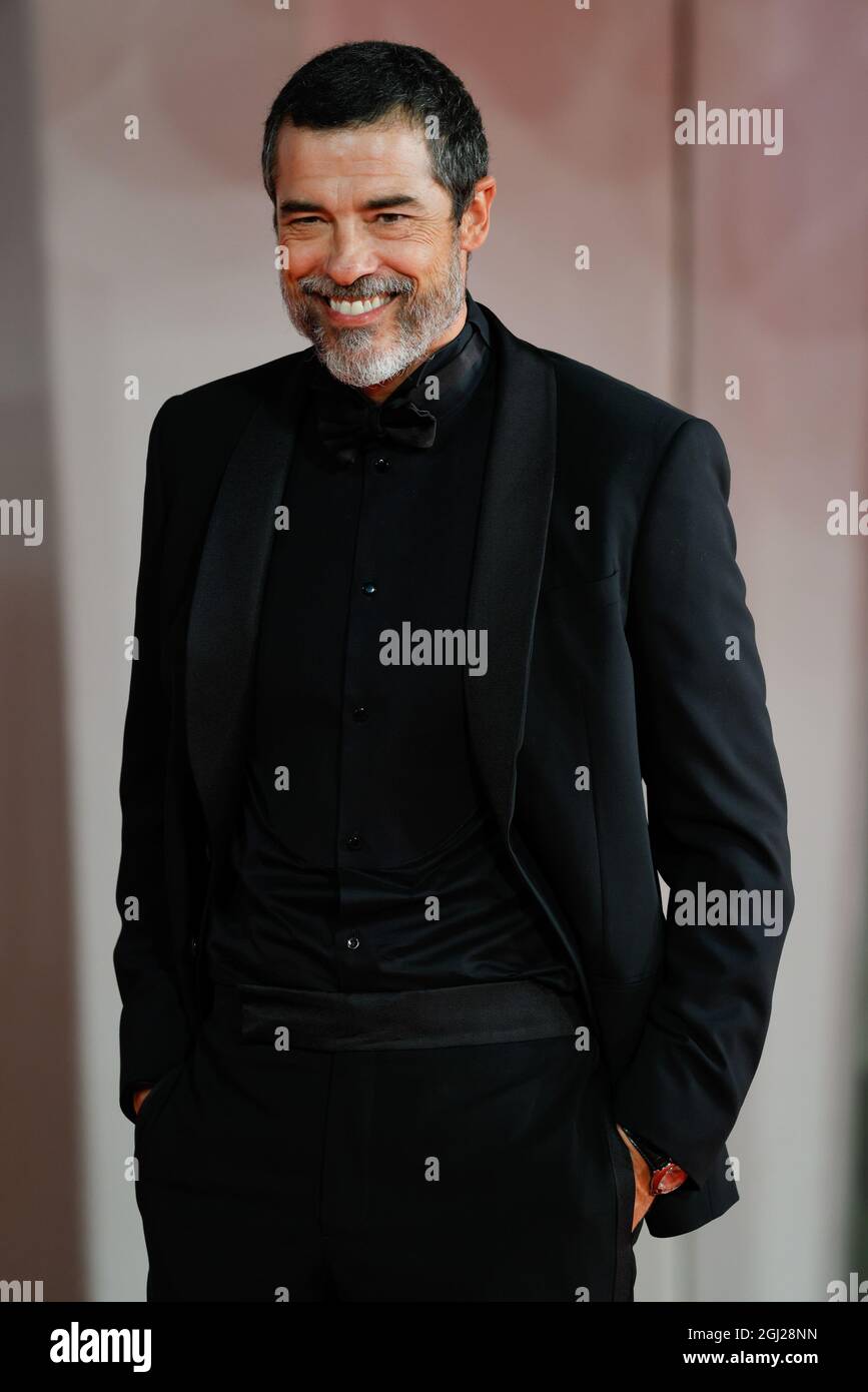 Old henry film 2021 hi-res stock photography and images - Alamy