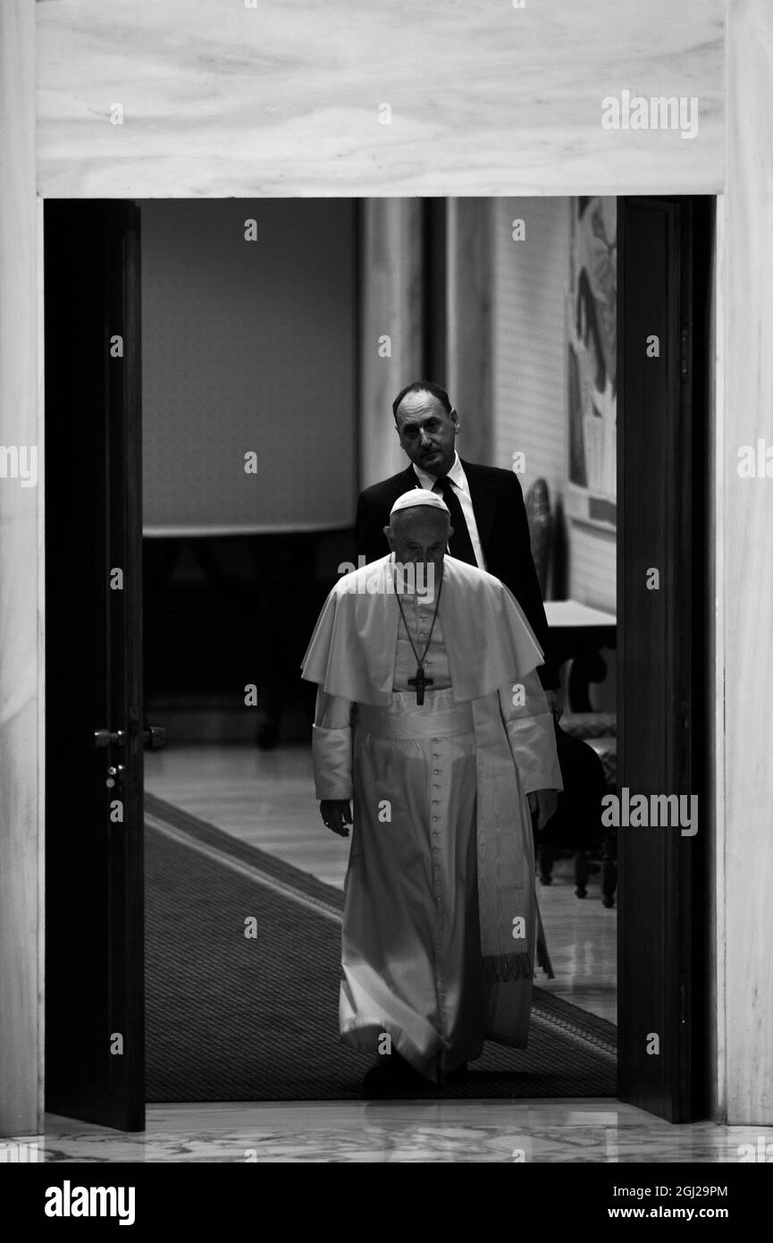Paul vi audience hall Black and White Stock Photos & Images - Alamy