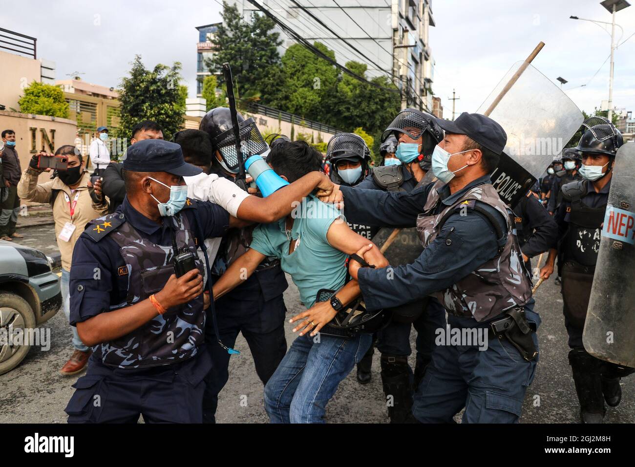 Warring groups hi-res stock photography and images - Alamy