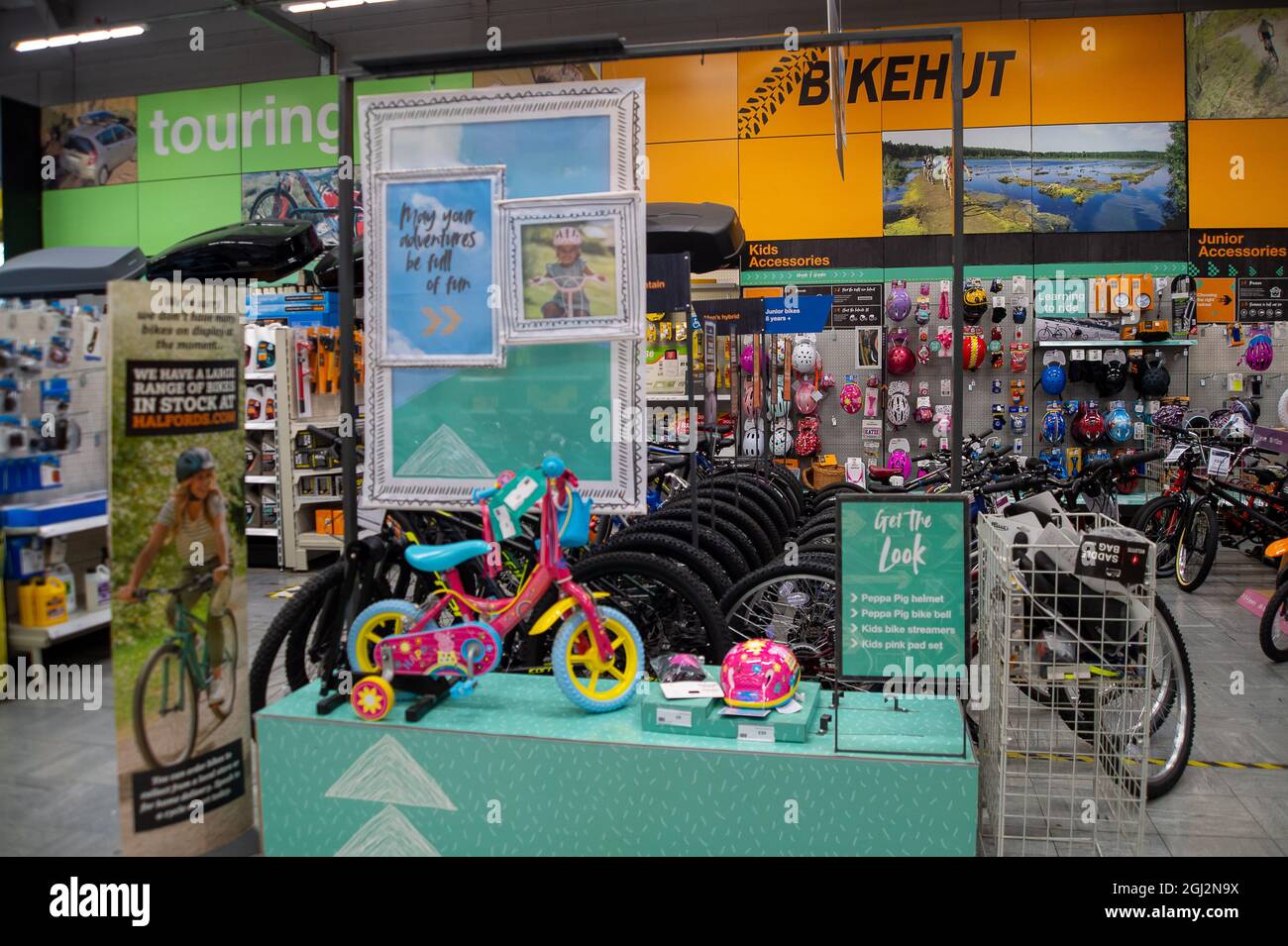 Staines-upon-Thames, Surrey, UK. 8th September, 2021. Halfords are the ...