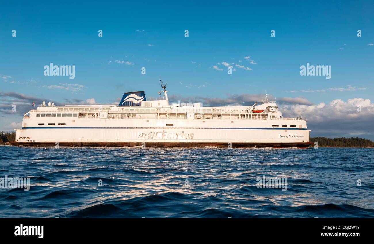 BC Ferries Boat Arriving to the Terminal in Swartz Bay Stock Photo - Alamy