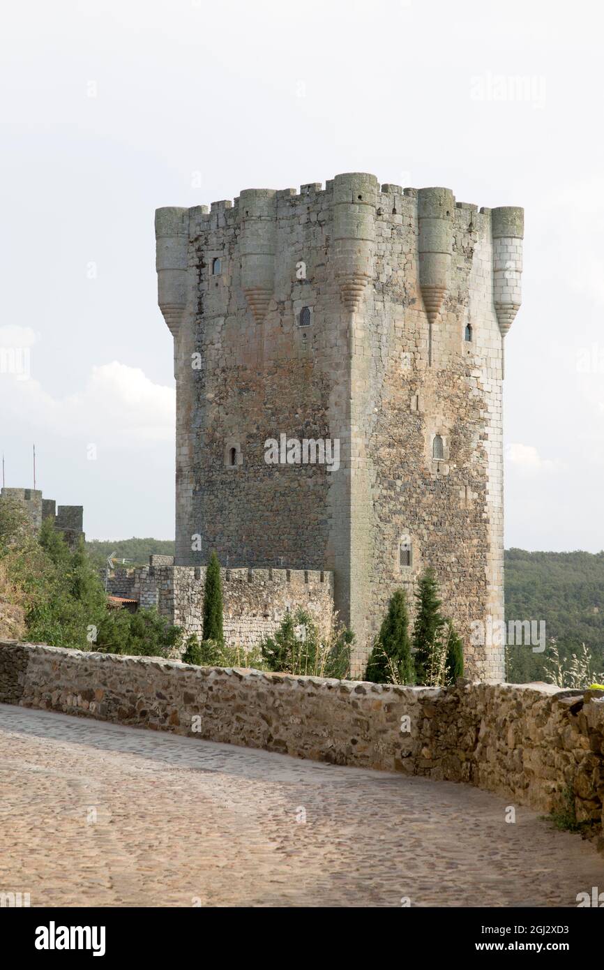 Monleon hi-res stock photography and images - Alamy