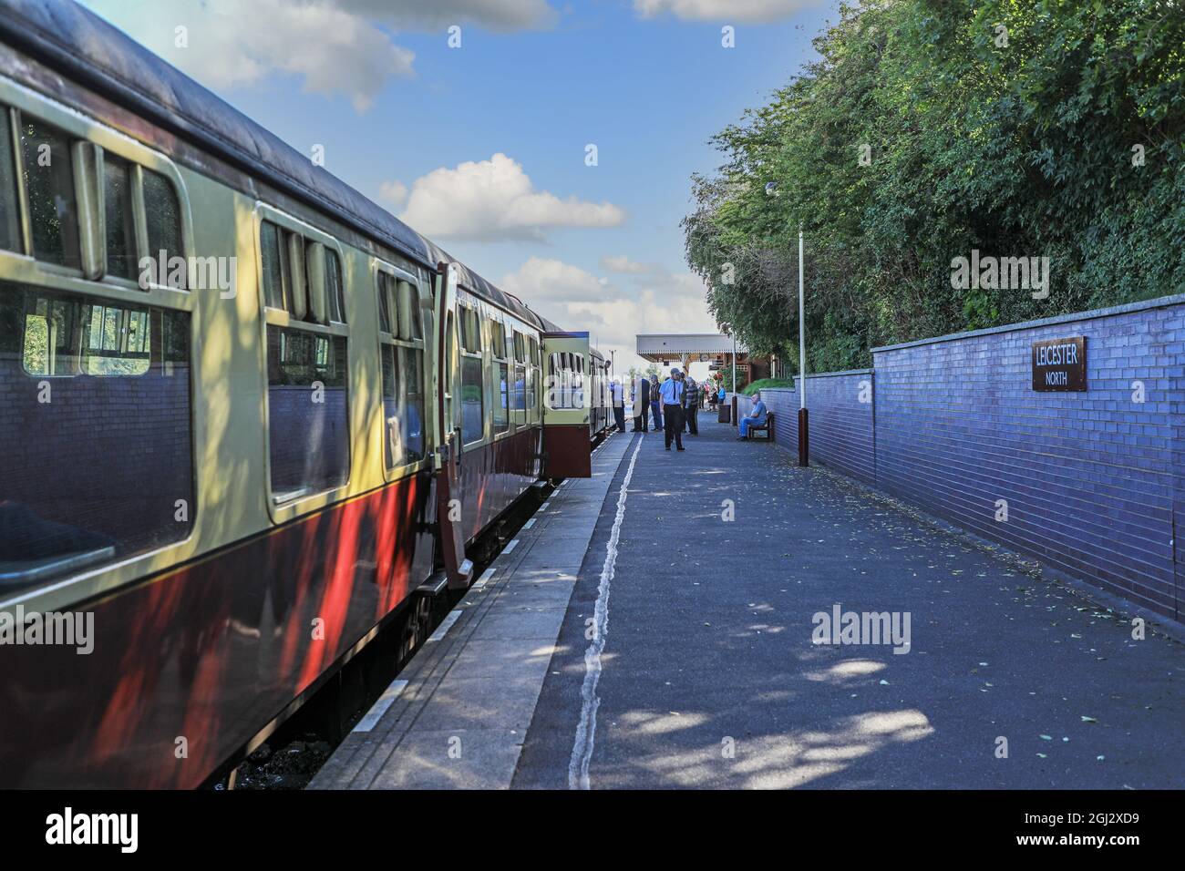 Leicester station railway hi-res stock photography and images - Alamy