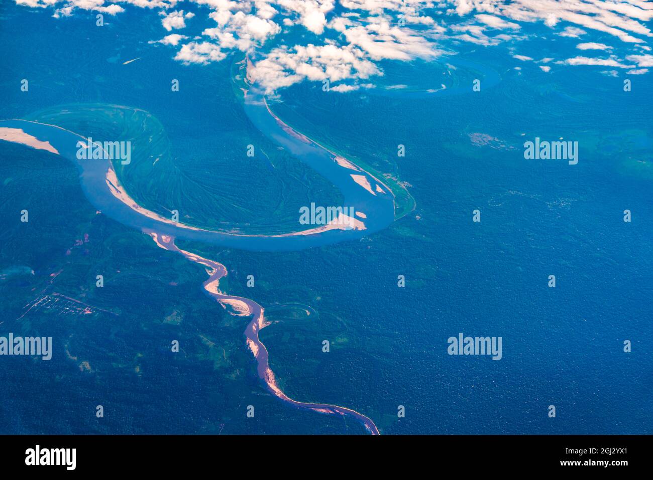 Aerial amazon rainforest peru hi-res stock photography and images - Alamy