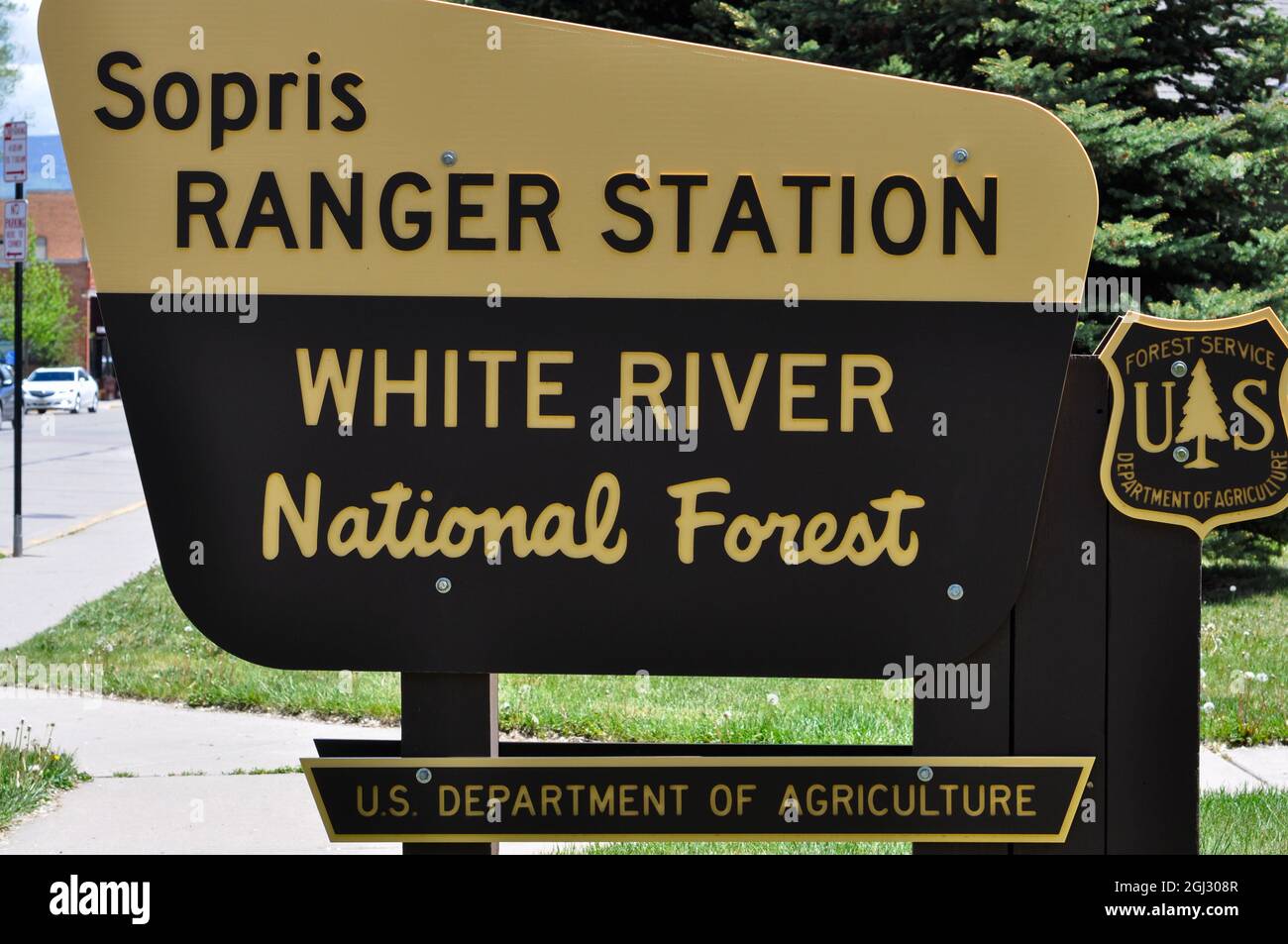 U s forest service sign hi-res stock photography and images - Alamy