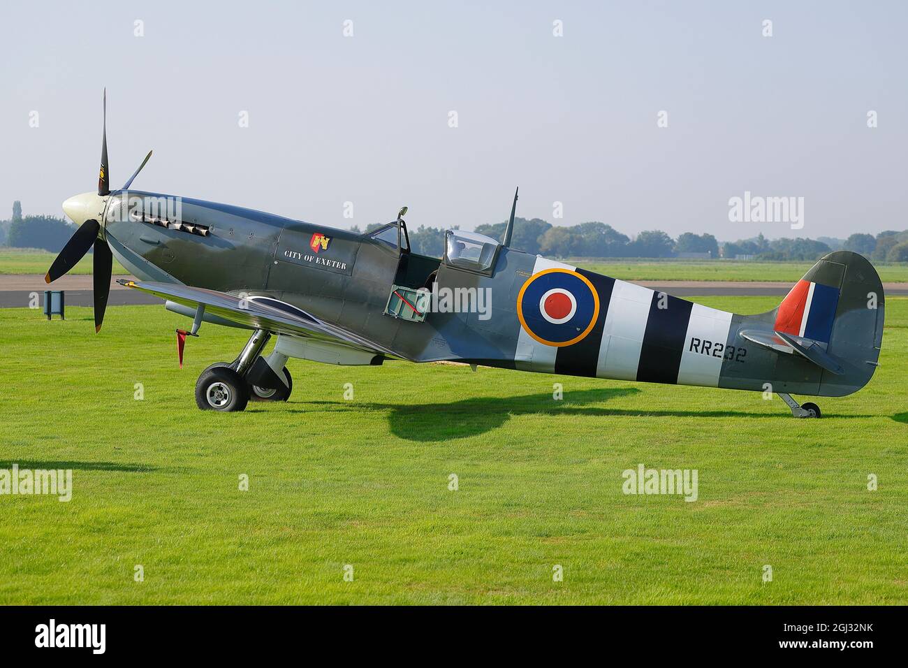 Supermarine Spitfire RR232 at Leeds East Airport RGCM Stock Photo - Alamy