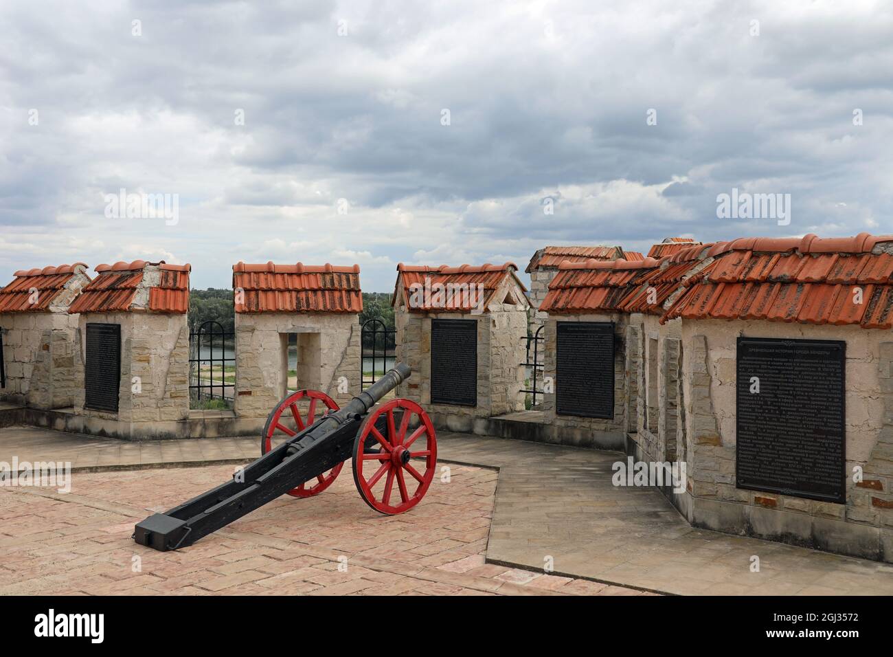 Rampart of Bender Fortress Stock Photo - Alamy