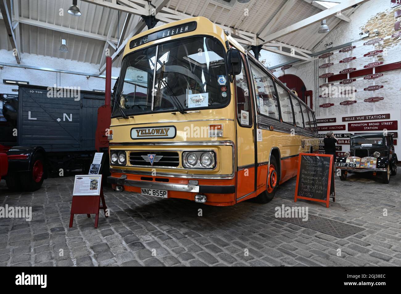 AEC Reliance duple dominant Vintage Coach 1975 Stock Photo - Alamy