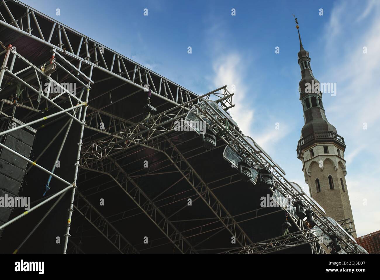 Large concert hall stage hi-res stock photography and images - Alamy