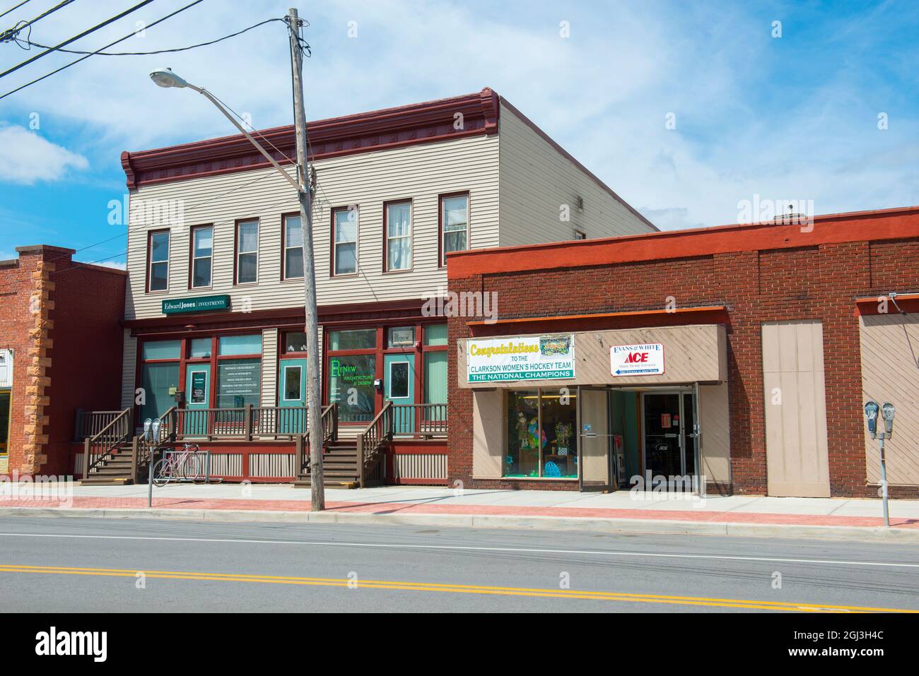 Historic brick commercial buildings with Italianate style on Maple ...