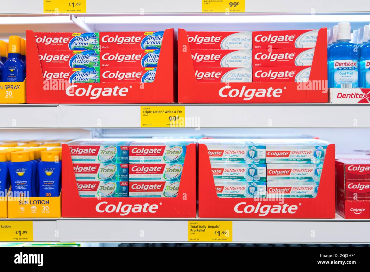 Packets of toothpaste hi-res stock photography and images - Alamy