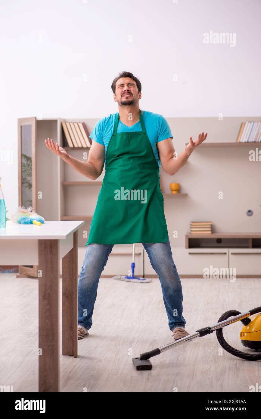 Angry housewife vacuum hi-res stock photography and images - Alamy