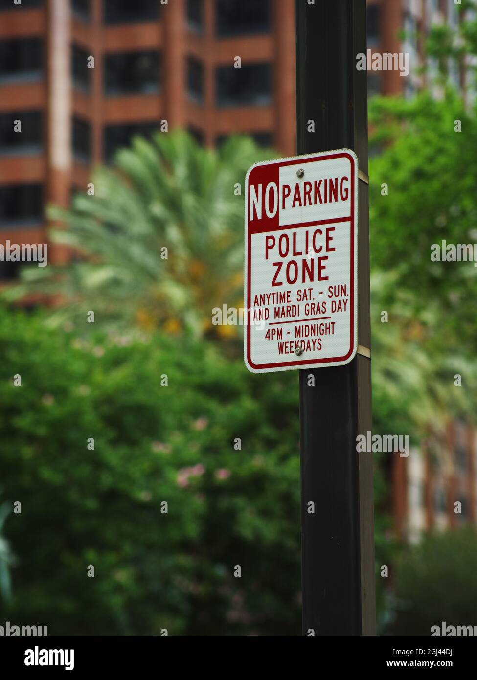 Parking in danger zone hi-res stock photography and images - Alamy