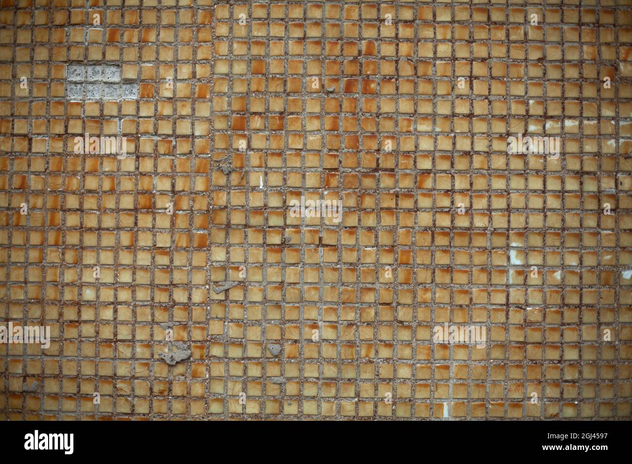 Old concrete wall broken tiles hi-res stock photography and images - Alamy