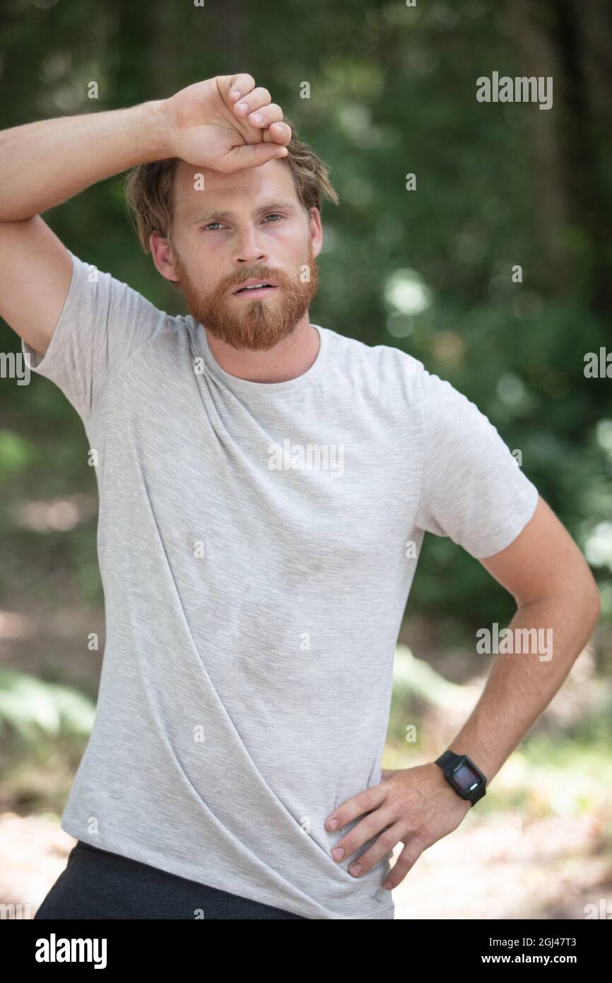 Sweaty men running hi-res stock photography and images - Alamy