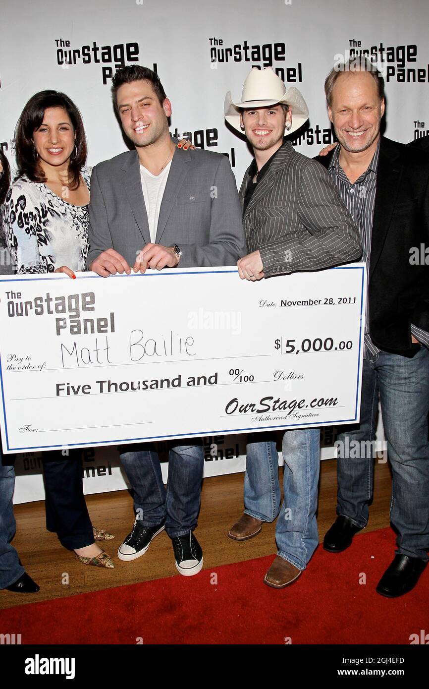New York, NY, USA. 28 November, 2011. Sharon Dastur, Jason Ienner, Matt ...