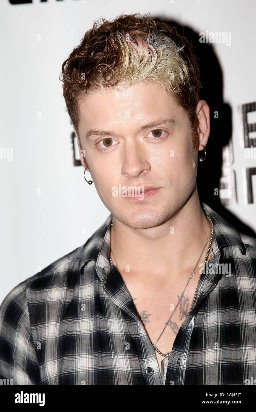 New York, NY, USA. 28 November, 2011. Nash Overstreet, of Hot Chelle ...