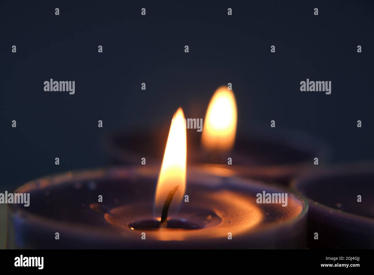 Flame blue hi-res stock photography and images - Alamy