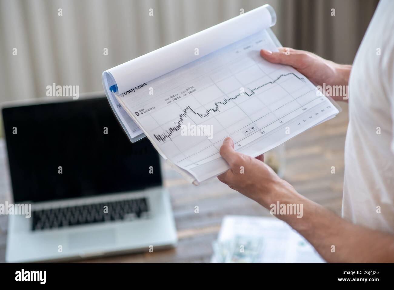 Close up picture of a paper with a diagram Stock Photo - Alamy