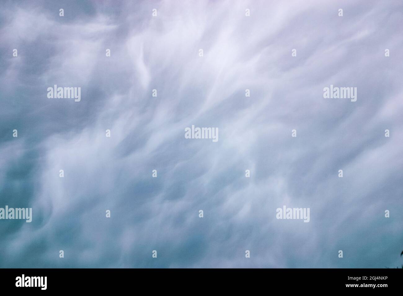 Cloudy weather patterns hi-res stock photography and images - Alamy