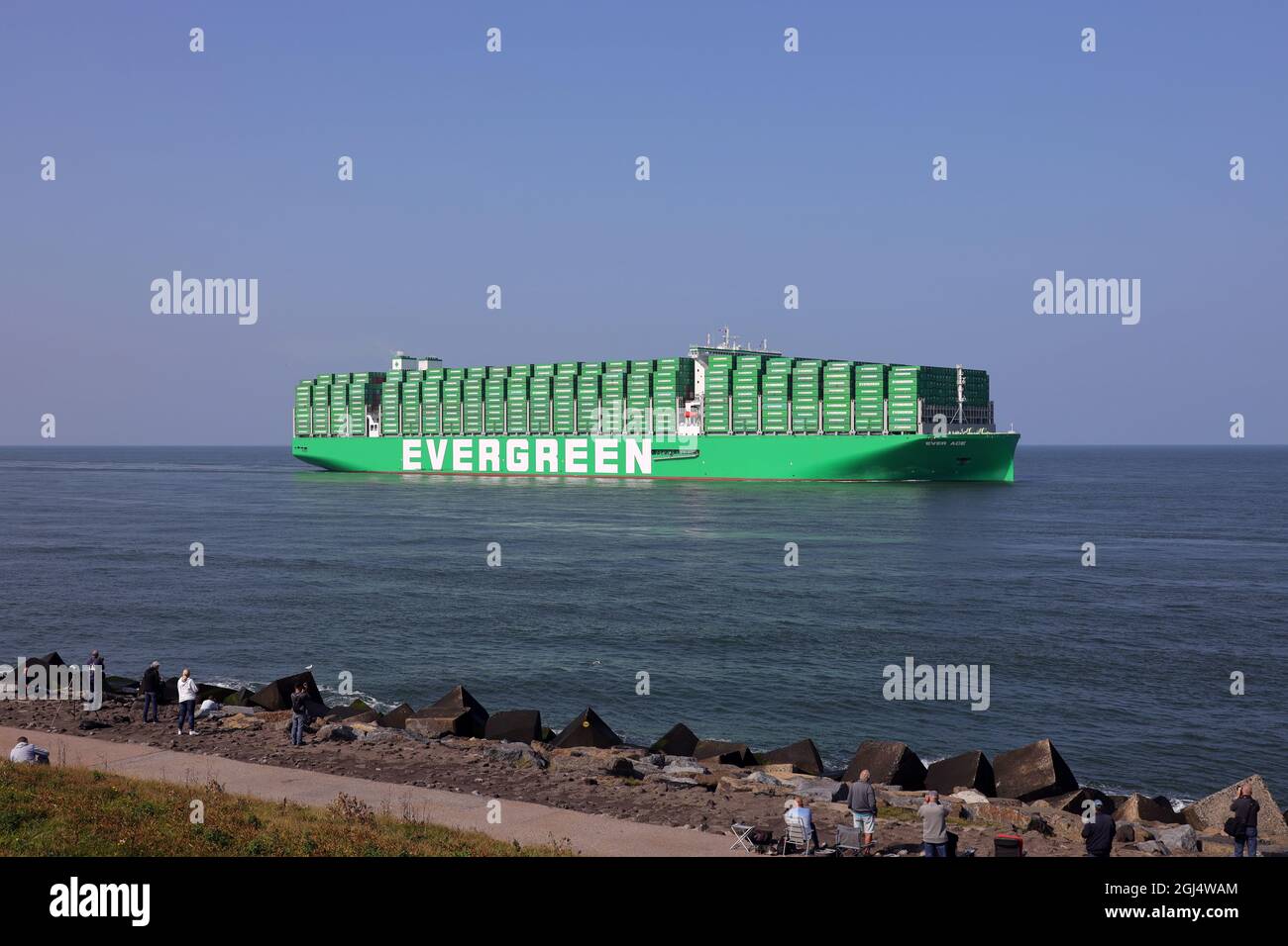The container ship Ever Ace will reach the port of Rotterdam for the ...
